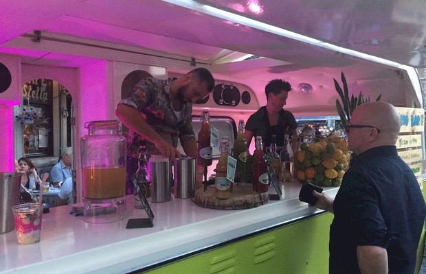 Djcaravan - Reviews. Offerte. Booking. | eventplanner.nl