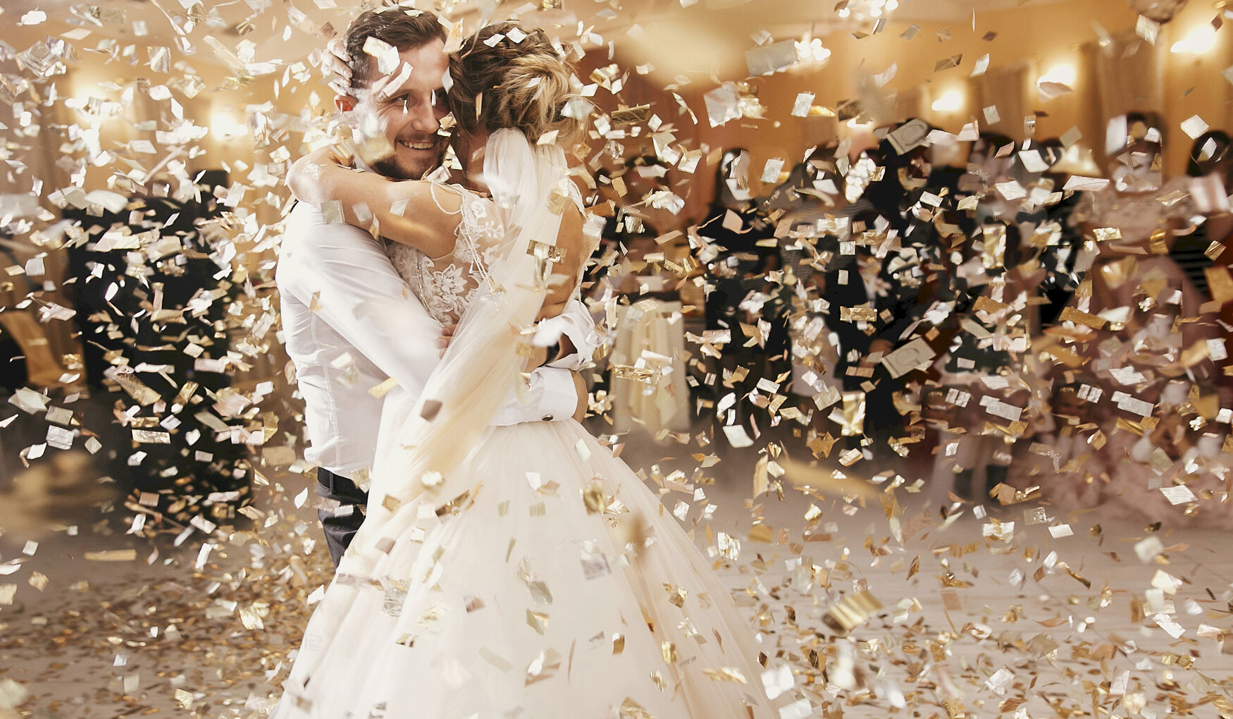 Dansen op trouwfeest mag, in bubbels of op afstand